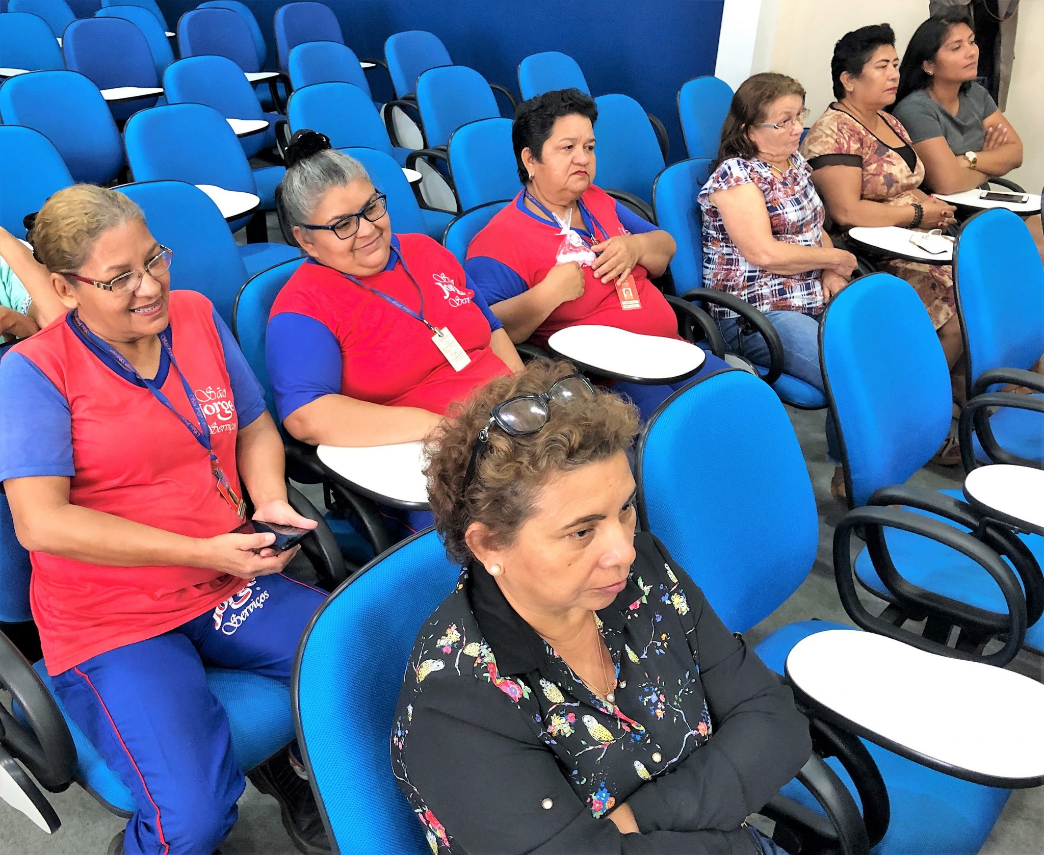 PGE-AM presta homenagem às mães - PGE-AM