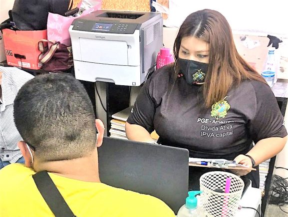 PGE-AM realiza atendimento da dívida ativa do IPVA na zona sul de Manaus - PGE-AM