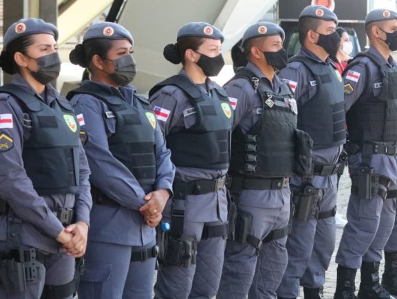 TCE revoga medida cautelar e mantém provas da Polícia Militar - PGE-AM TCE revoga medida cautelar e mantém provas da Polícia Militar - PGE-AM