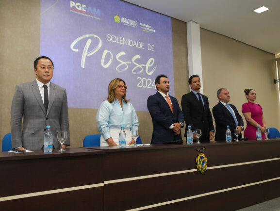 Posse de novos procuradores do Estado e servidores da PGE - PGE-AM